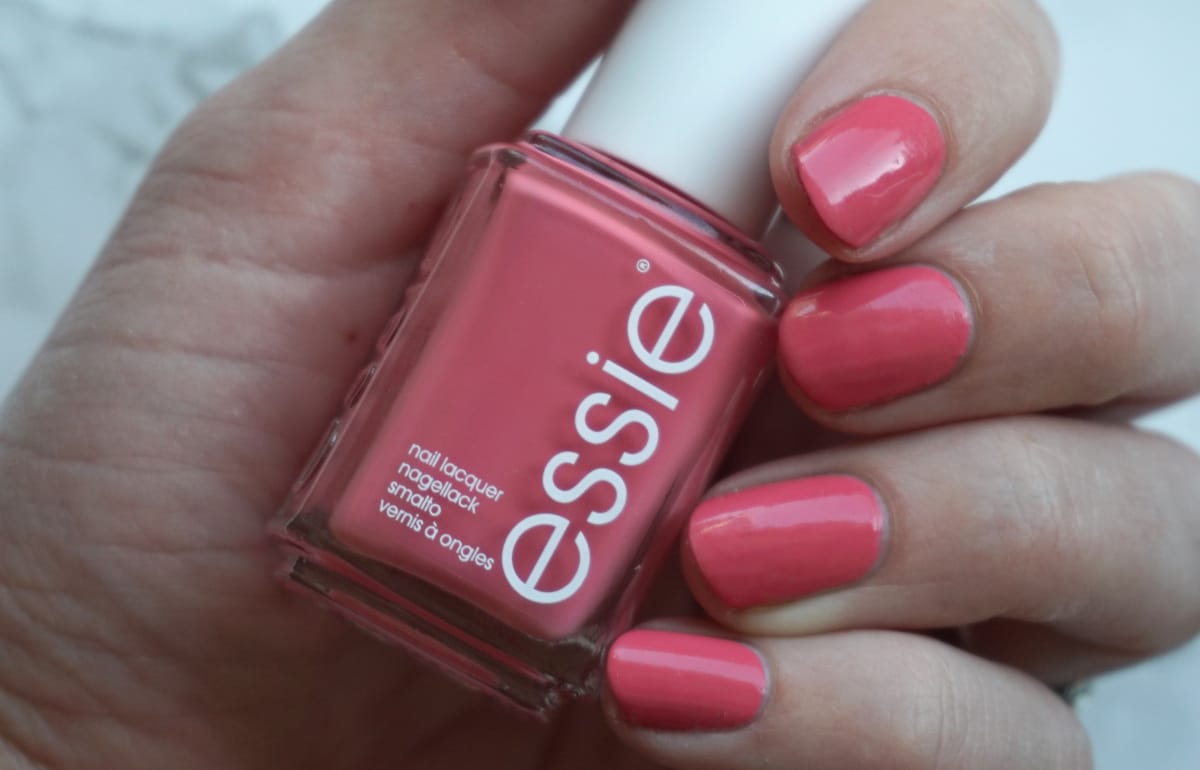Essie Flying Solo (Spring 2020) swatch and review - Noae Nails