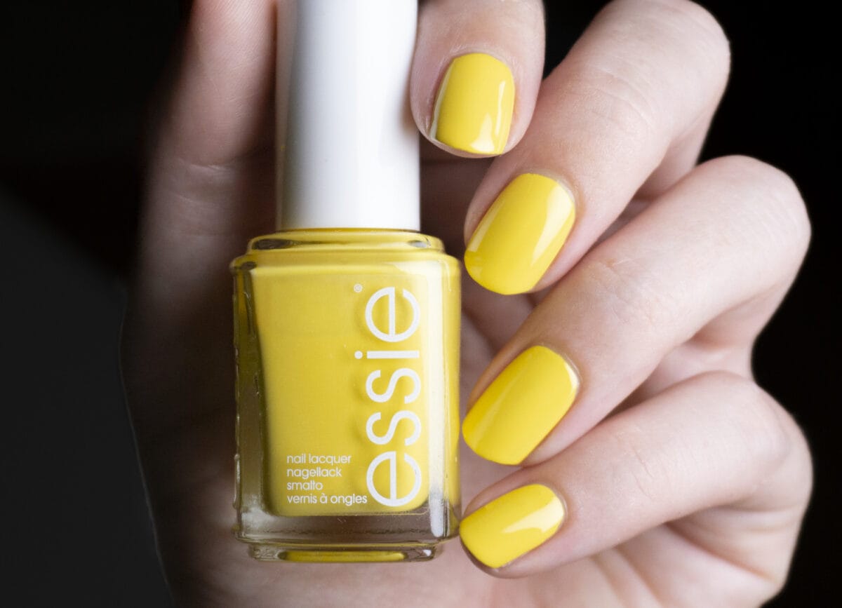 Essie Summer 2023 swatches - Noae Nails
